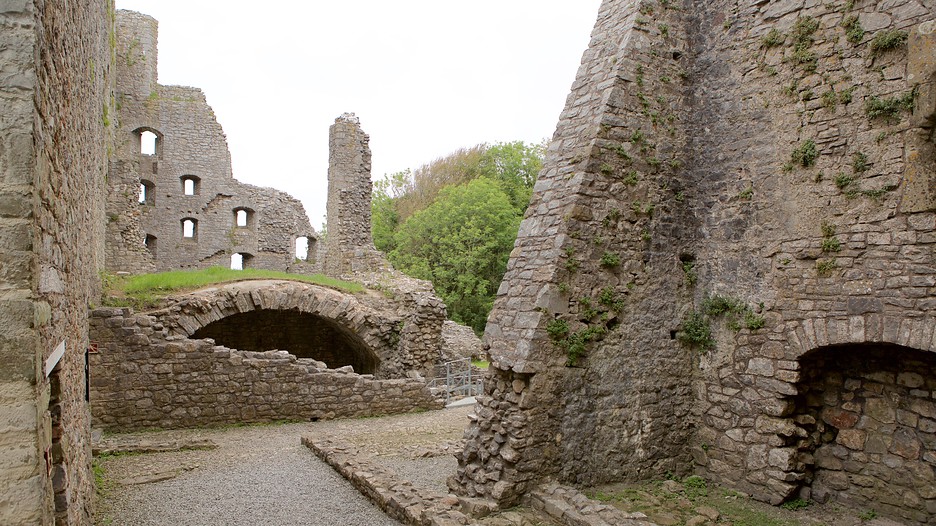 Oxwich Castle in Swansea, Wales | Expedia