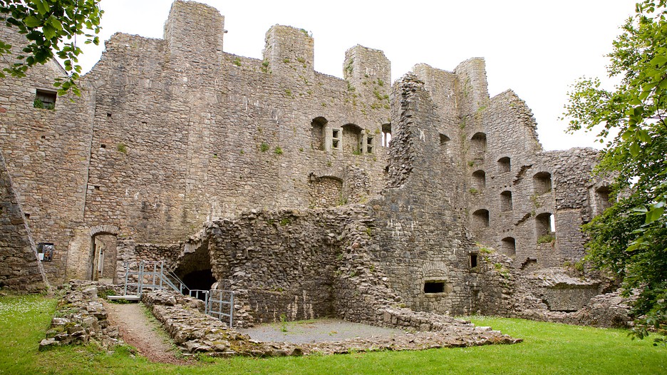Oxwich Castle in Swansea, Wales | Expedia