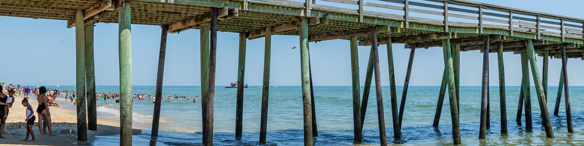 Virginia Beach showing a beach and general coastal views