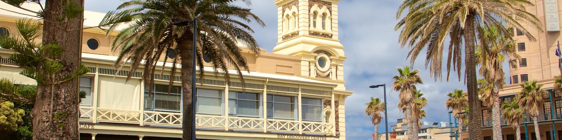 Glenelg showing a park and heritage architecture