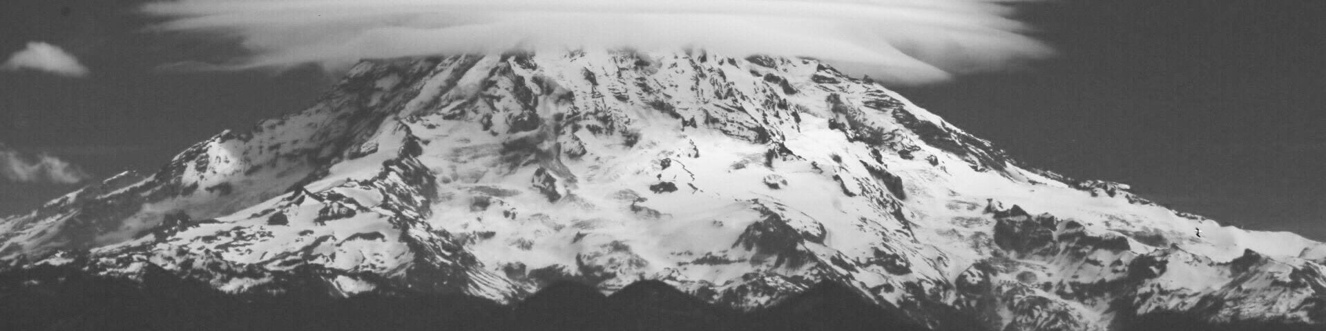 My Rainier with Lenticular cloud from Tacoma waterfront