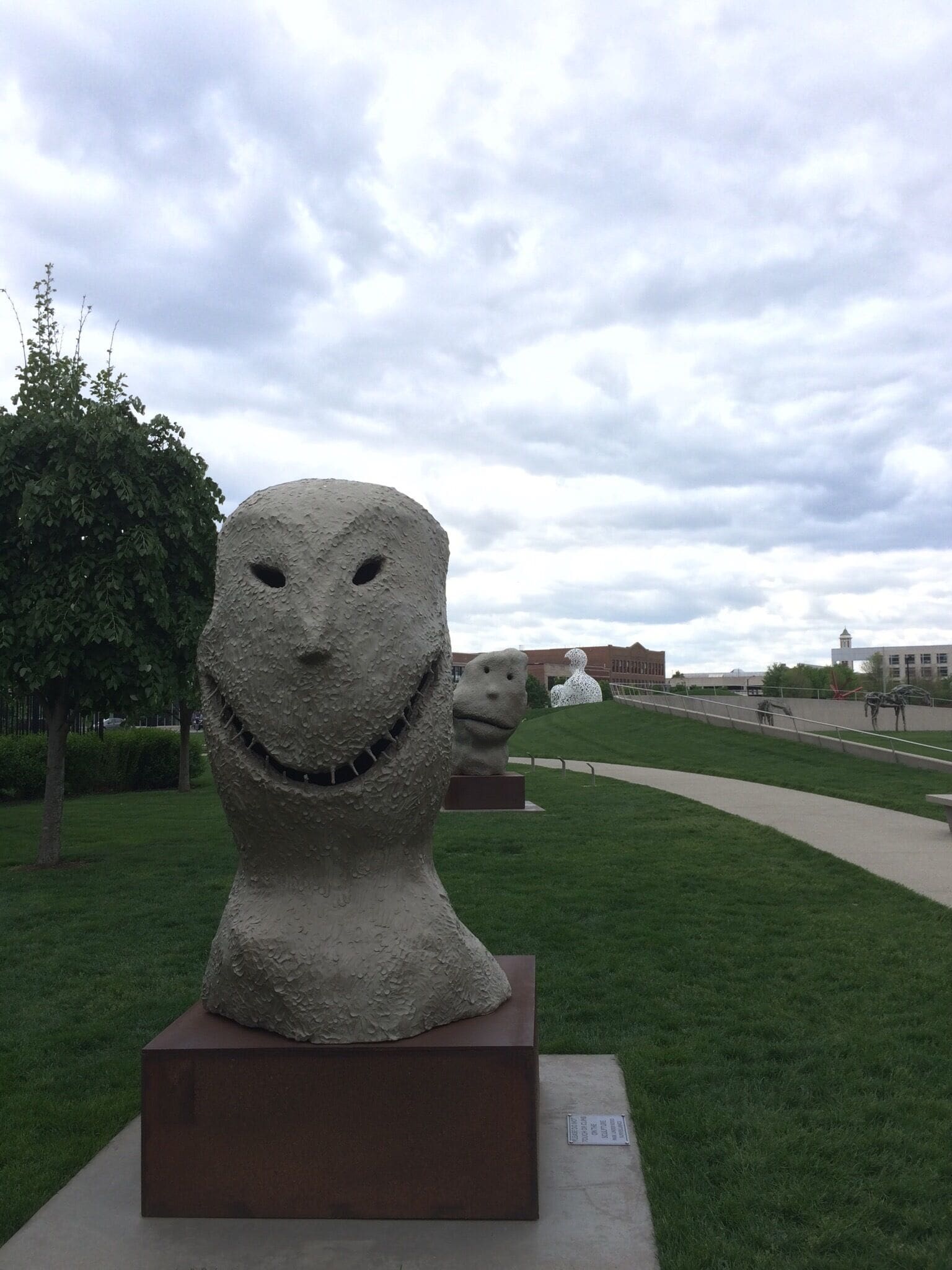 Pappajohn sculpture park in Des Moines,28 sculptures located in a wee park. Worth a wee look if your passing through. Thought these two were quite good/creepy.