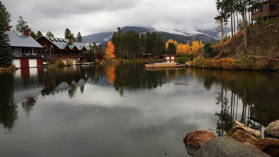 Cool fall morning at Shadow Mountain