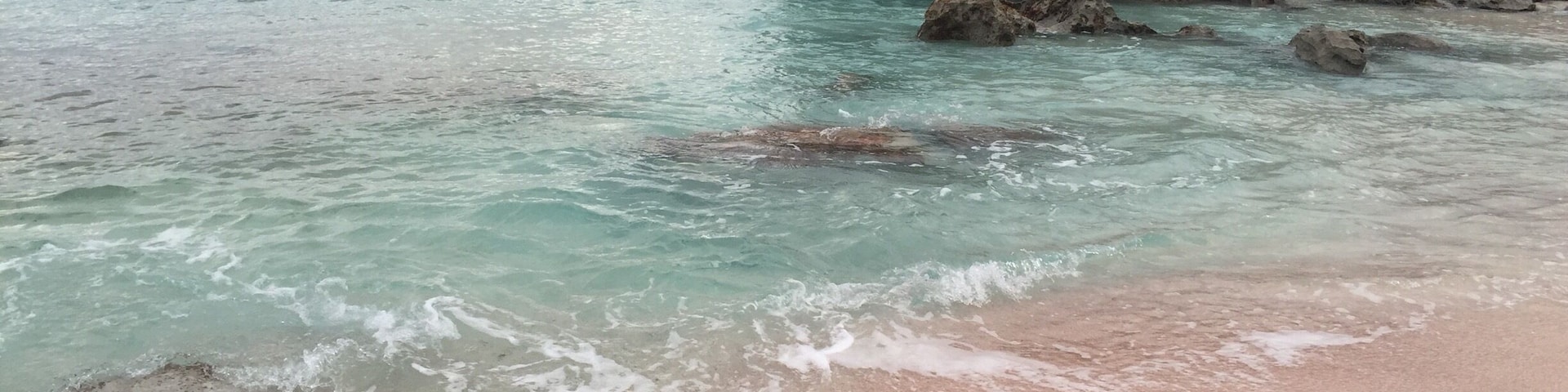 How many colors do you see? Pink sand is not found in very many places. #InStone