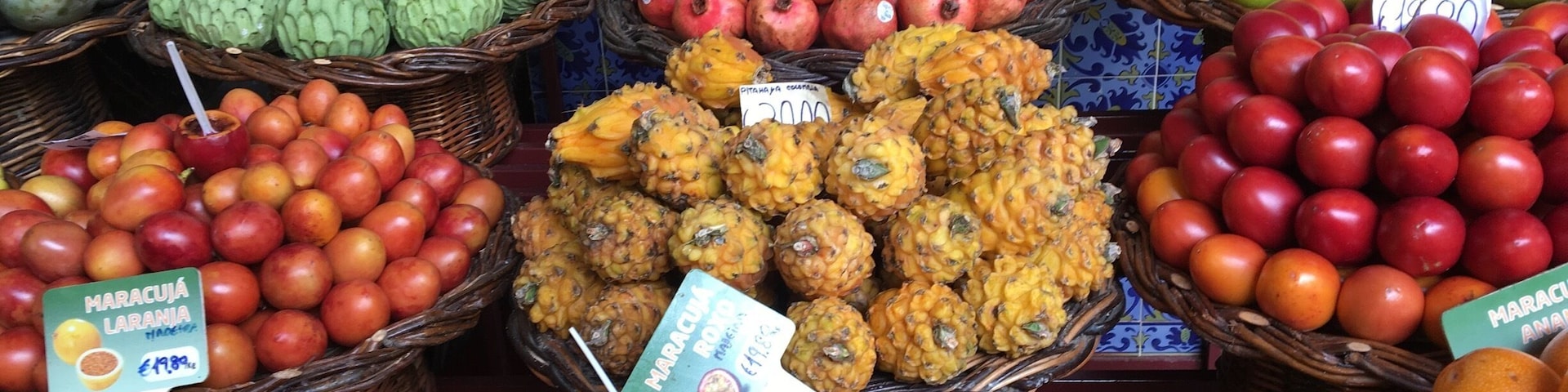 Mercado dos lavradores ...i never knew there are so many kinds of maracuja until i visited this place
