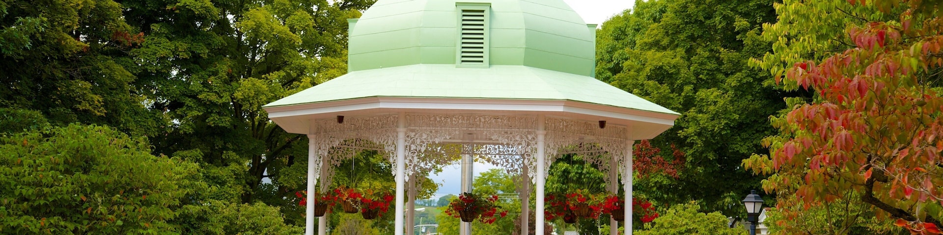 Ligonier featuring heritage architecture