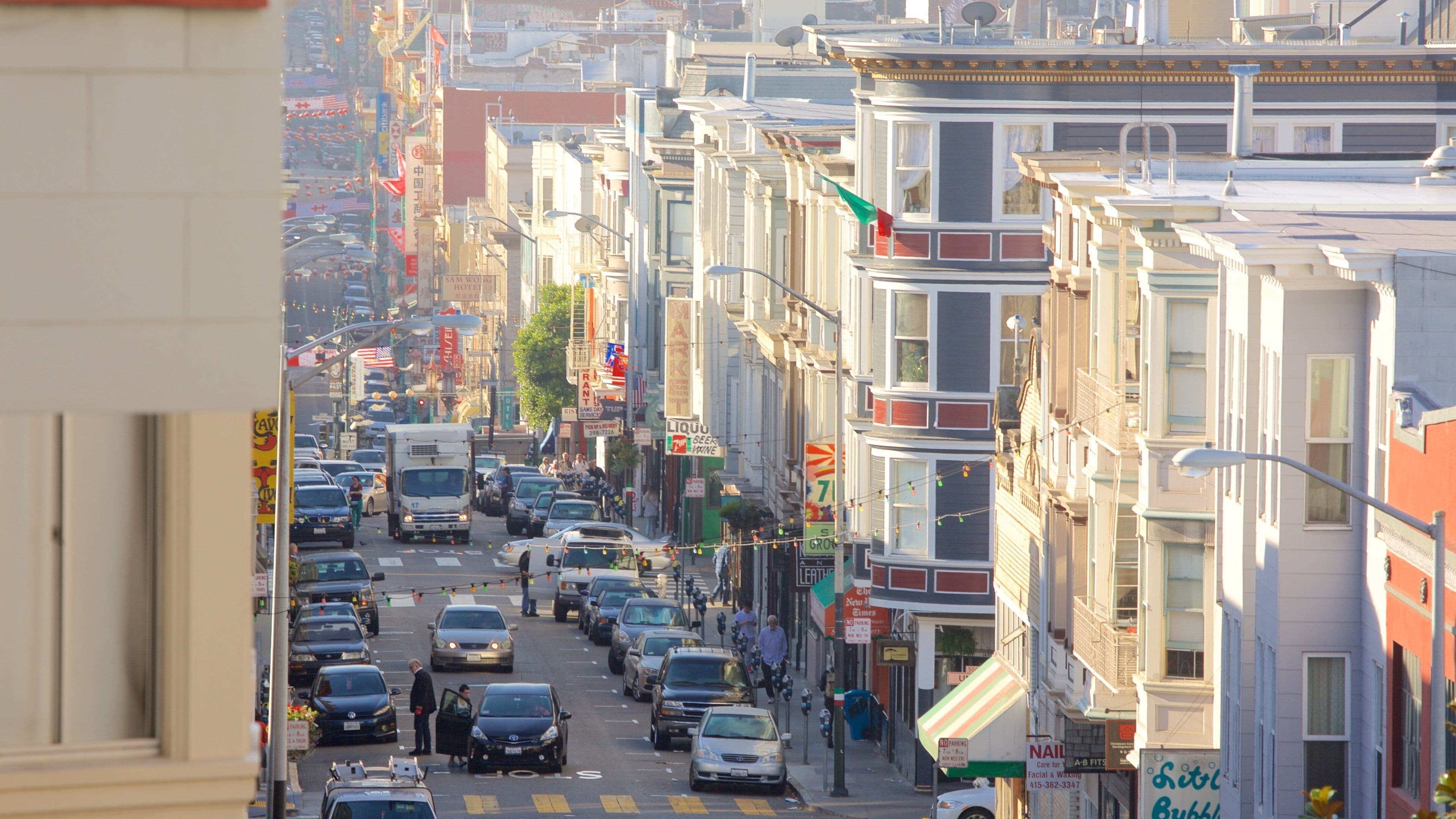 North Beach showing central business district, a city and street scenes
