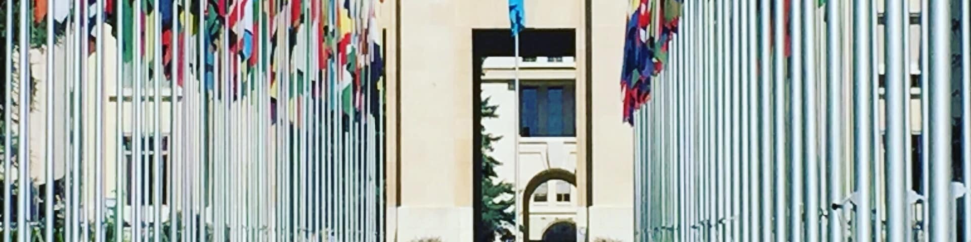 United Nations Office in the International District of Geneva (Palais des Nations).
#Geneva #Switzerland #Europe
August 2016 - Iphone 6