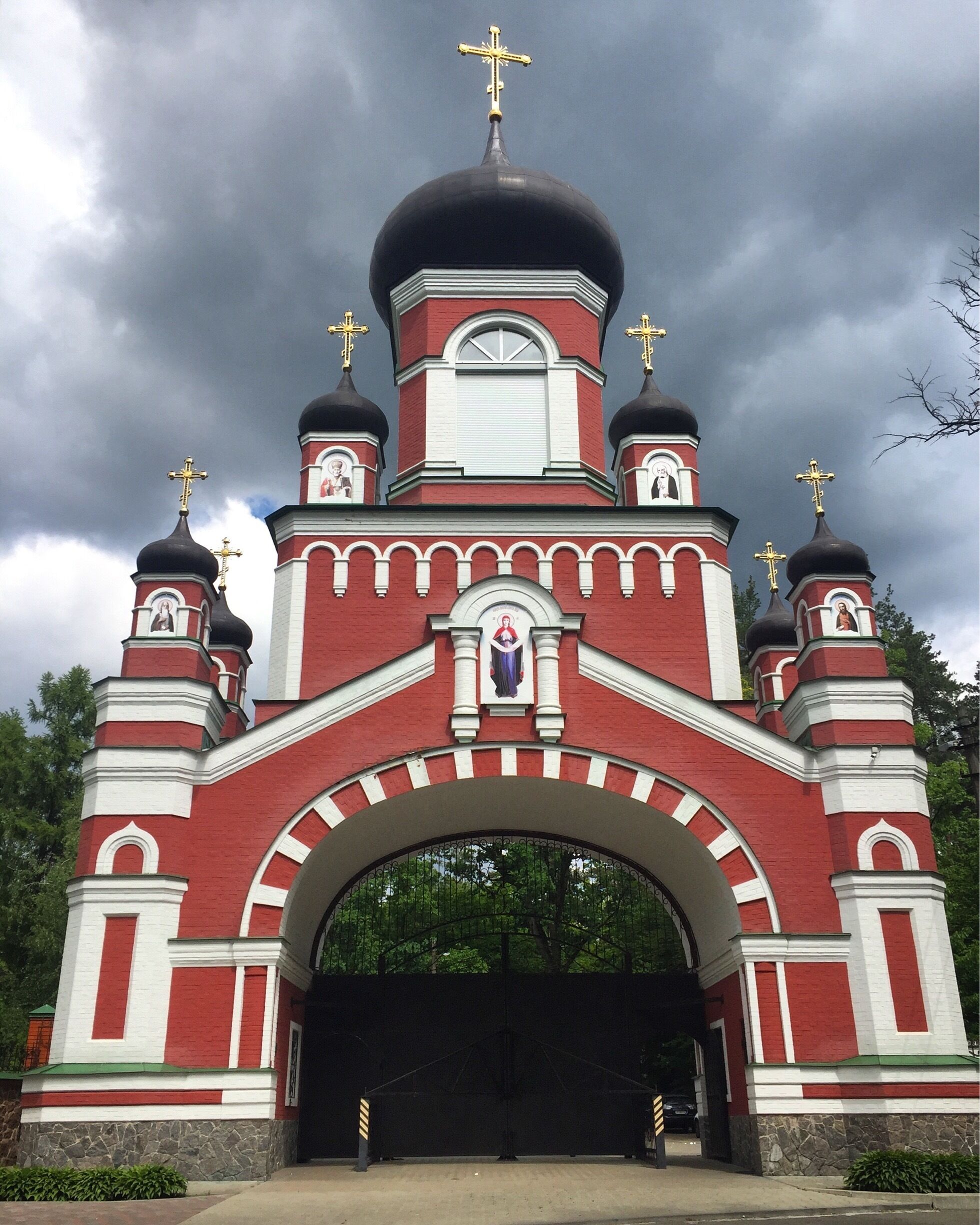 Beautiful entry gate to the monastery area.