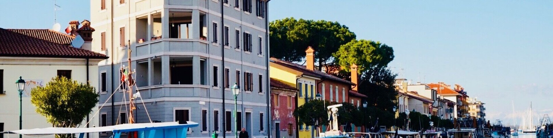 Must see place however make you plain your route as it’s a bit of a nightmare to get to by bus and train