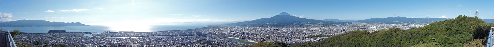 Viewed from observation deck of Mount Kanuki in Numazu, Shizuoka Prefecture, Japan.