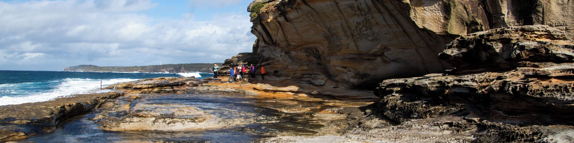 Amazing colours in the sandstone on a clear day at La Perouse.