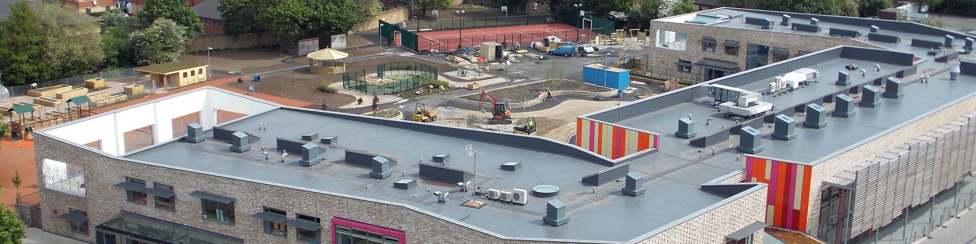Redevelopment of Broadwater Farm Primary School, today called The Willow, in Tottenham, London, England, between August 2010 and June 2013. Camera: Nikon Coolpix L810 Software: JPEG lens-corrected, optimized, and possibly straightened and cropped with DxO OpticsPro 11 Elite and Viewpoint 3, and likely further optimized with Adobe Photoshop CS2.