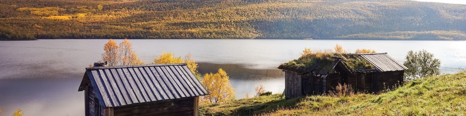 I know, it look just like the shire! But it isn't! It's something just as good as the shire, is this beautiful town at the north of Norway, near by to Finland.