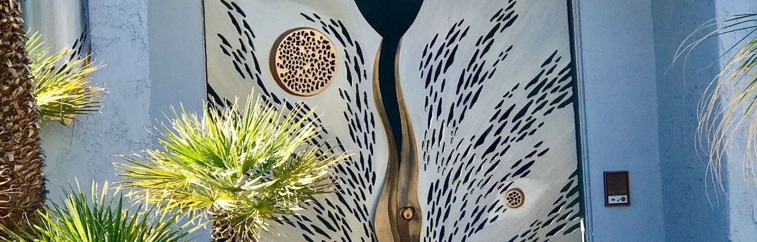 What a magnificent door – stainless steel and brass located in the Las Palmas area of Palm Springs