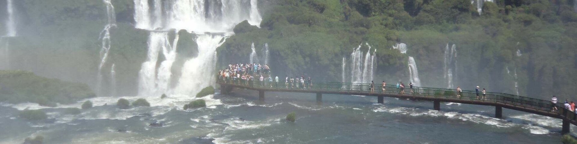 #WeekendGetaway
Iguazu National Park
The semicircular waterfall at the heart of this site is some 80 m high and 2,700 m in diameter and is situated on a basaltic line spanning the border between Argentina and Brazil. Made up of many cascades producing vast sprays of water, it is one of the most spectacular waterfalls in the world. The surrounding subtropical rainforest has over 2,000 species of vascular plants and is home to the typical wildlife of the region: tapirs, giant anteaters, howler monkeys, ocelots, jaguars and caymans.
Spetacular