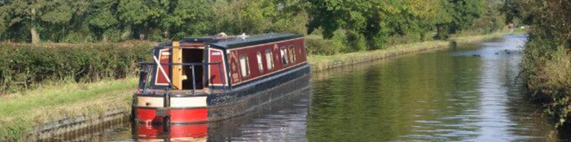 Llangollen Canal near Hindford. A straight stretch of the canal between Hindford Bridge and Marton Locks.