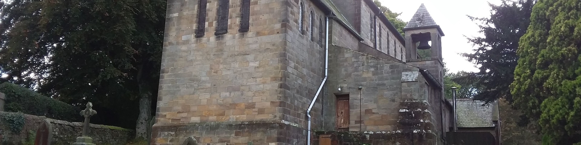 This is a photo of listed building number 1174643.