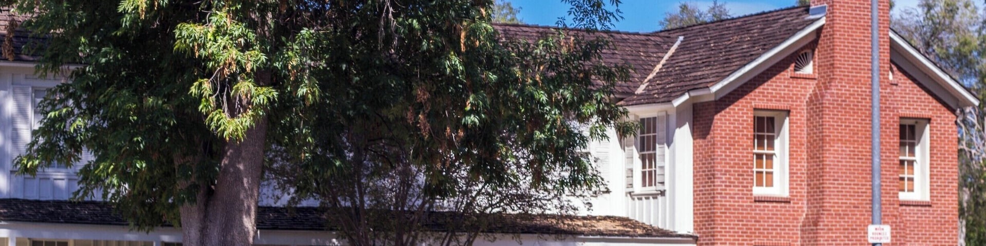 The ranch was acquired in 1948 by another screenwriter, Ranald MacDougall, whose credits include "Mildred Pierce" and "Cleopatra". In 1961, movie director William Wyler, used the ranch house as a filming location for 'The Children’s Hour', based on the play by Lillian Hellman