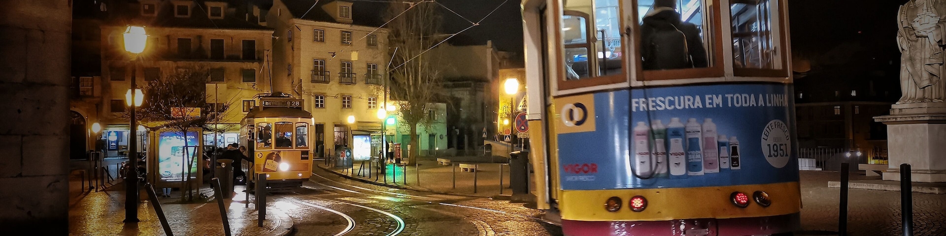 One of emblematic trams of Lisbon.
#lisbon #lisboa #tram28 #travelinglisbon