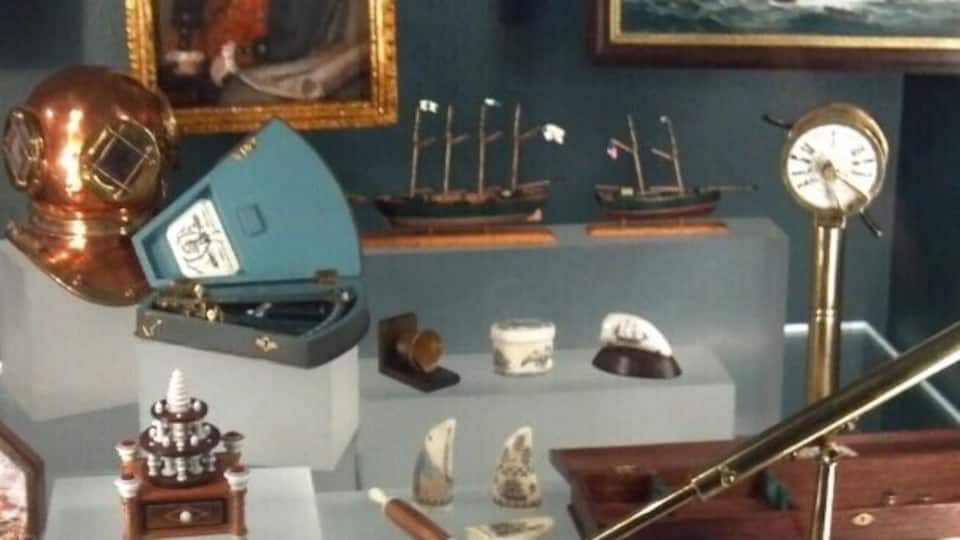 Tiny nautical exhibit. The entire case is less than 12 inches by 12 inches
