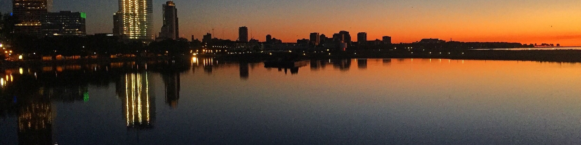 #LoveMyTown because living right on the lake is beautiful! Milwaukee sunrises are a sight to see!