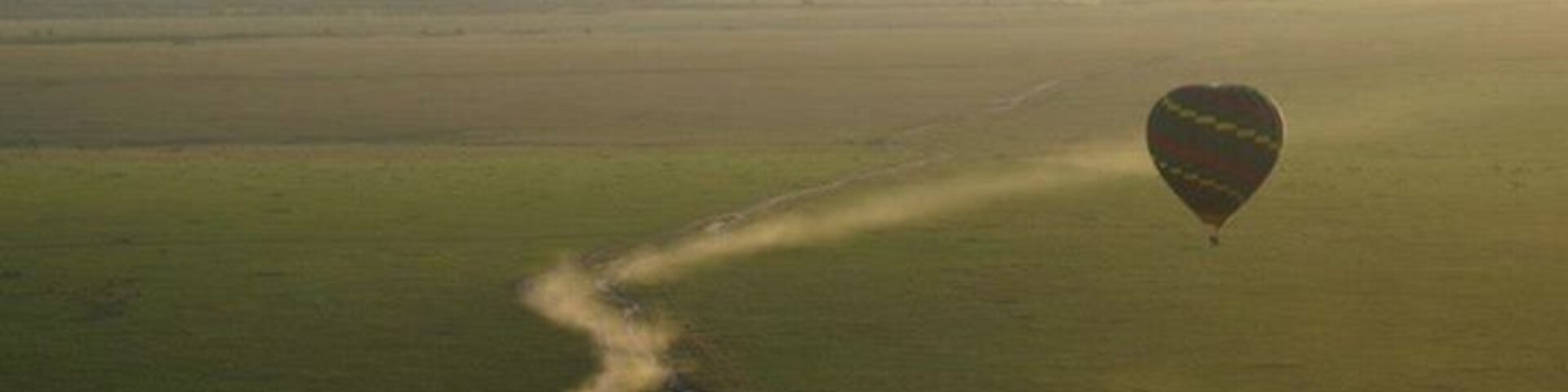 early morning hot air balloon, a Kenya Safari must do