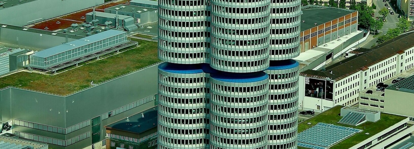 German automobile pride!
Bayerishe Motoren Werke
Bavarian Motor Works BMW.
#automobile
#Germany