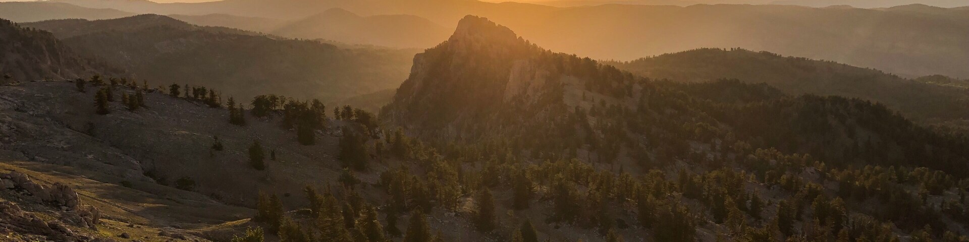 First (successful) overnight solo #adventure was sleeping on top of Naomi Peak, the tallest peak in the Bear River Range, to catch the sunrise. Not a bad way to wake up!!