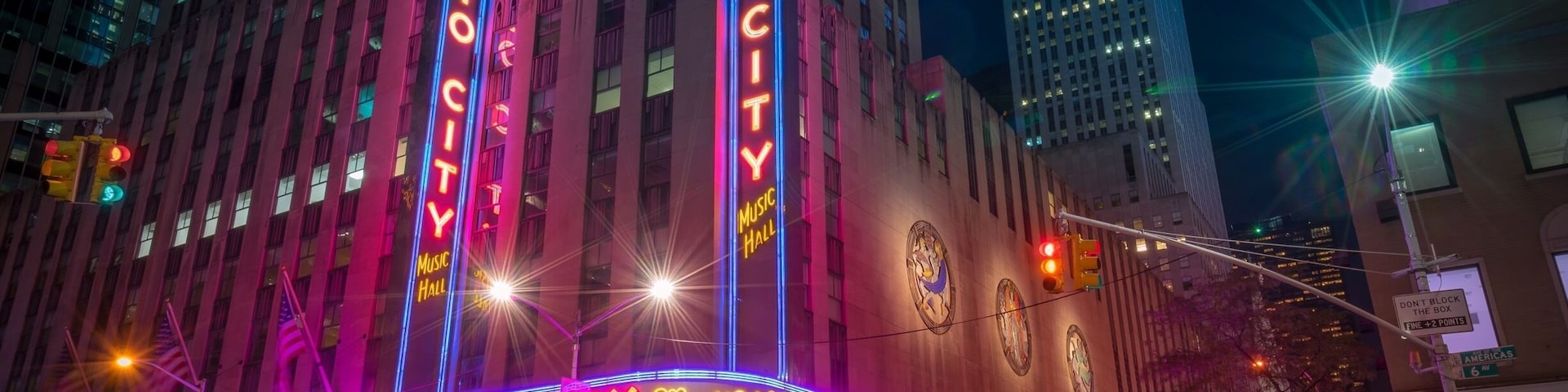Exploring the night in NYC #nyc #newyork #usa #radiocitymusichall #longexposure #sonya7ii #Red #TroveOnTuesday #BvSBlue