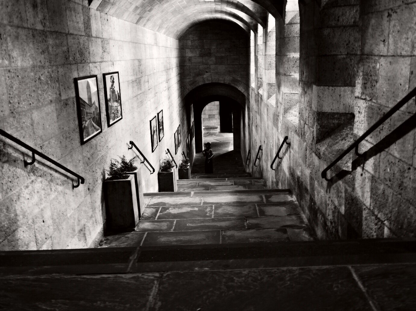 Entry stairs, The Met Cloisters, Manhattan, NY.  Fuji XT2, Fuji XF 10-24mm.