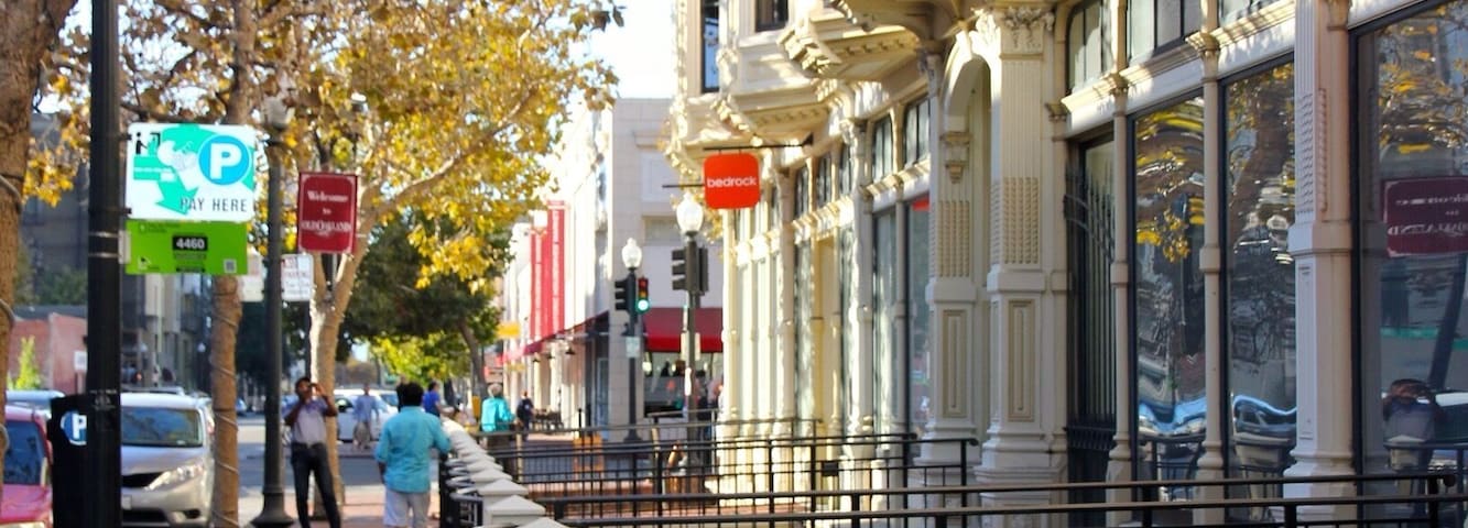 Oakland old town streets, hidden gem!