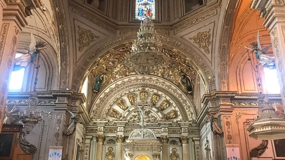 Visitando a la madre de mi Dios!