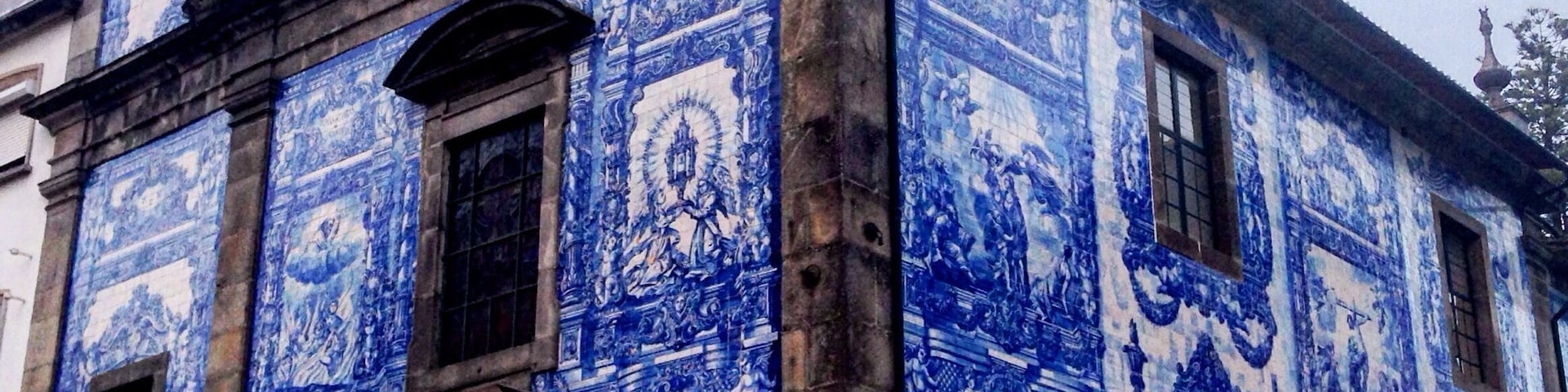 Porto is easily one of my favorite cities. It has a vintage feel in the air and reminds me of alternative grungy type of places like Berlin, Budapest, Melbourne even, perhaps Hanoi in Vietnam....
Somehow the vibes in this city are different - it cannot be described. Porto has this understated charm - it's a bit like the shy boy next door who knows he is special and doesn't need to brag about it. It's this quiet unassuming beauty that makes this place so unique and fascinating. Lisbon, in contrast, is in your face loud & brash...it sometimes feels too busy, too everything. There is none of that here in Porto.
Do yourself a favor and type 'Porto' into Airbnb and see for yourself what amazing places you can stay in. The city has had a major revamp lately - many houses are being completely renovated so chances are, your apartment would be brand-new, such as the one we are staying in now.
And this beautiful church with its typical Portuguese 'azulejos' is just around the corner...
Beautiful isn't it?
#alifefullofserendipity #serendipitytess #travel #travelling #portugal #porto