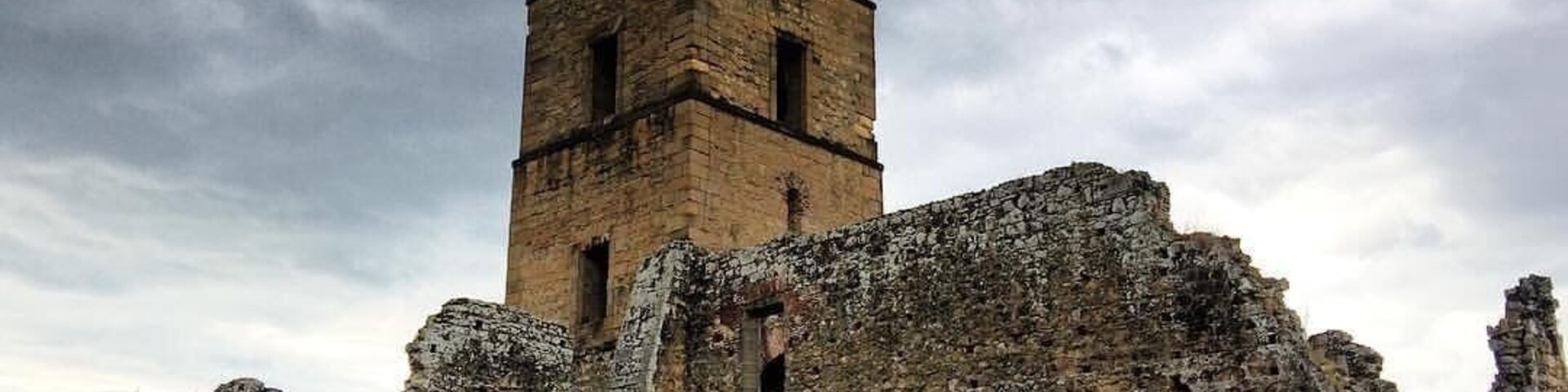 #StunningStructures the first European city on the Pacific Ocean shore, now the beautiful ruins of Old Panama