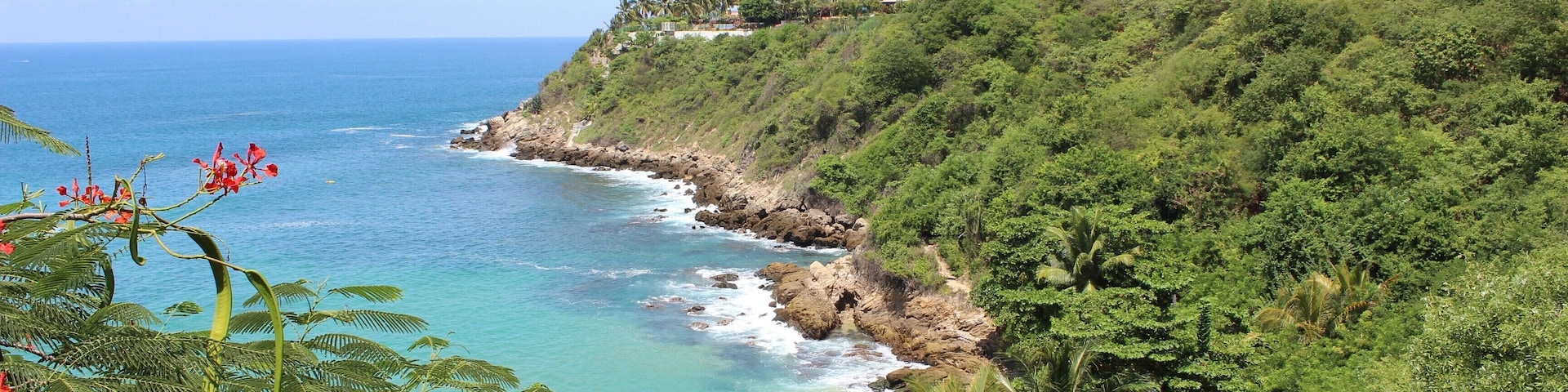 This beautiful white-sand beach can be found at the bottom of a steep slope of stairs. The best views are here before walking down to the beach. The water is crystal clear, so a swim is highly recommended. But don't leave your belongings too close to the water because the tide likes to change all of a sudden.
#LifeAtExpedia