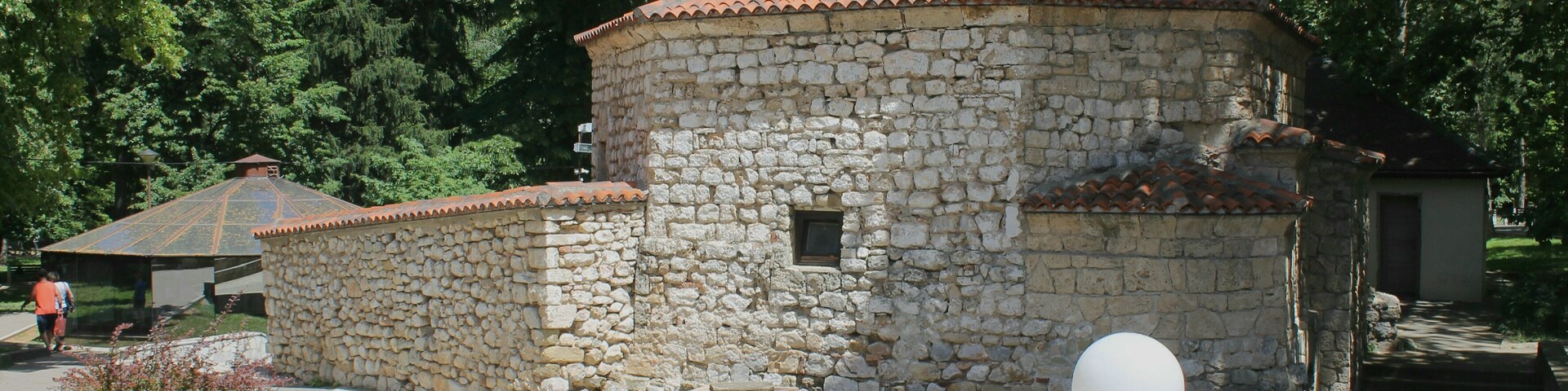 Turkish bath"Amam" is located in the central park and it was built by Turks, on the foundation of roman thermi, in
XV century. It was reconstructed for the first time in 1834, by order of Duke Milos Obrenovic, and the last time in 2005. It is the only Turkish bath which is in function in Serbia. Bathing in warm water is very comfortable, and the bathroom ambience makes the experience even better. You can reserve it in advance and it is scheduled for half an hour, and in that time you have the pool all to yourself, so it's not too crowded.
#InStone
#OldSerbia
#BathsintheWorld