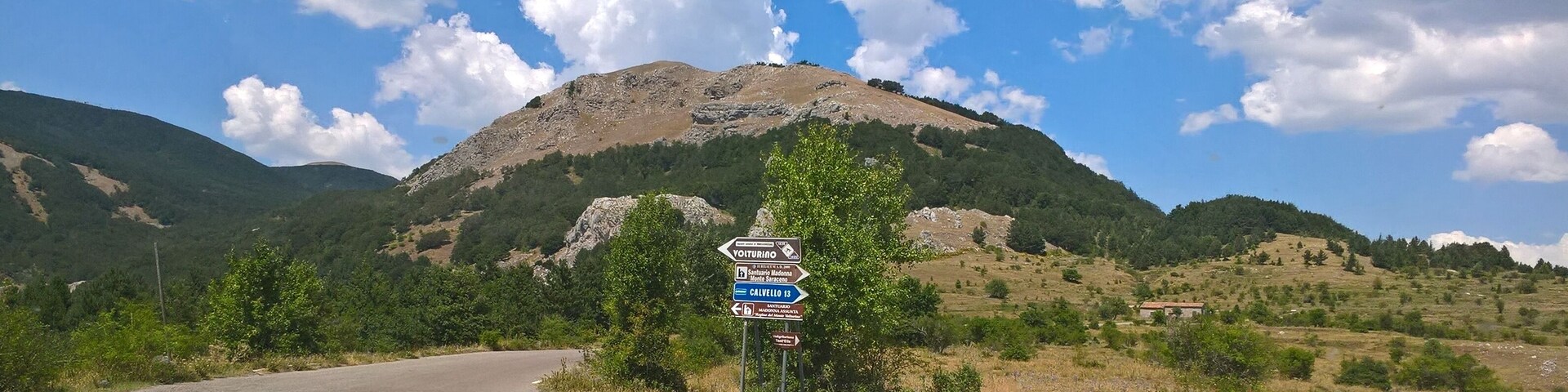 All'incrocio per il Monte Volturino