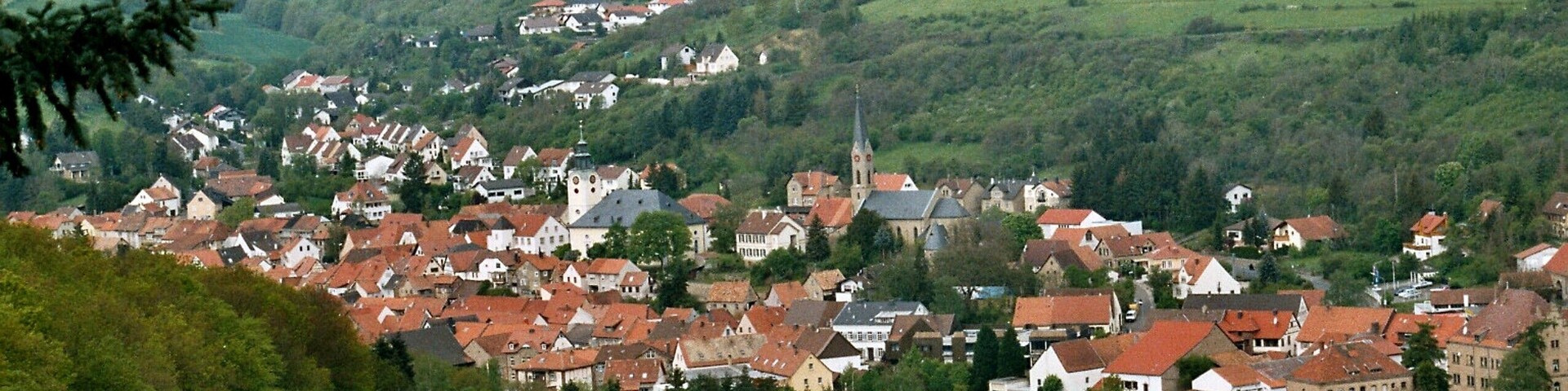 Moschellandsburg, view towards Obermoschel