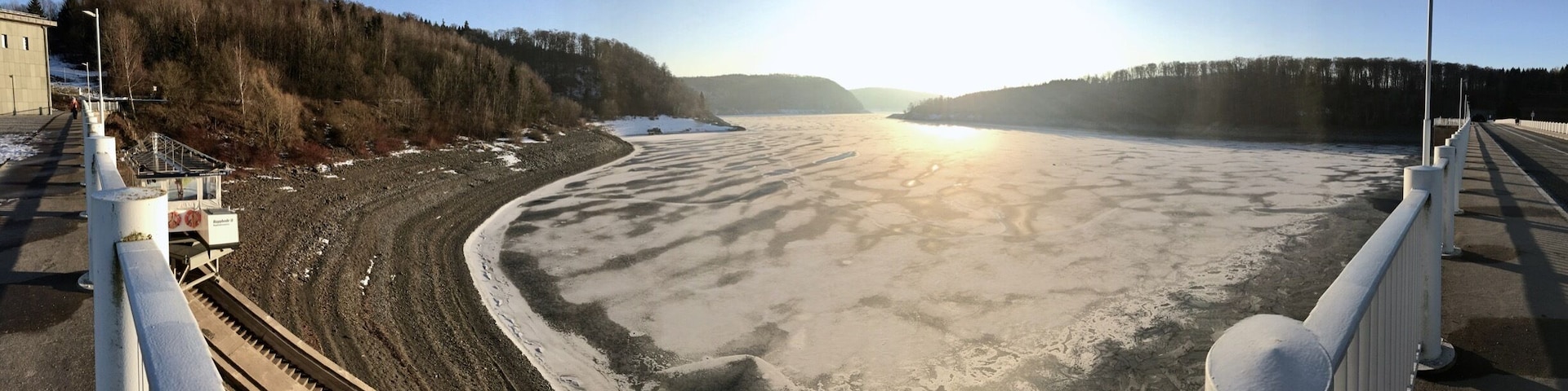 Blick auf den Stausee