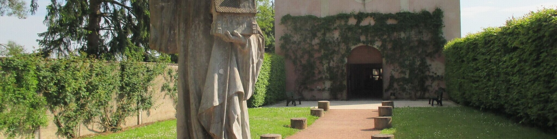 Abbaye de Cîteaux, Saint Robert de Molesme, fondateur de l'abbaye