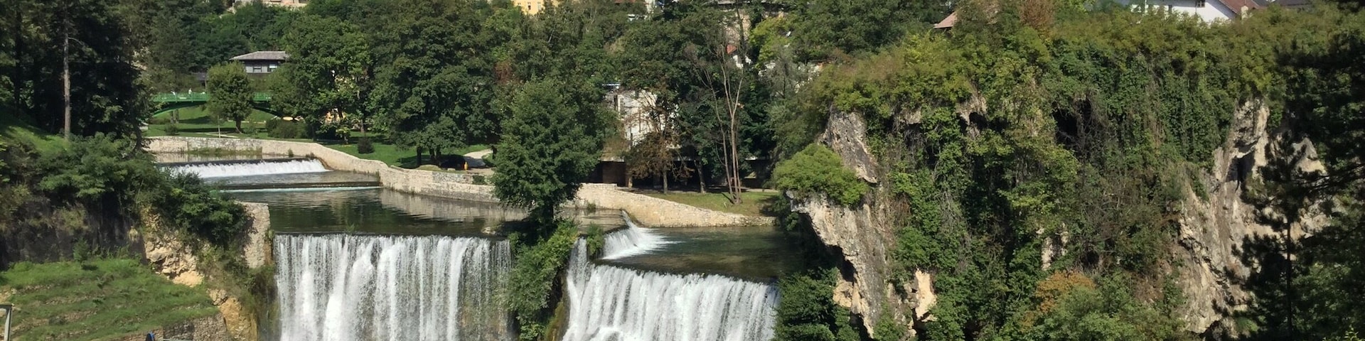 The town of Jajce is situated at the confluence of the Pliva and Vrbas rivers. This naturally occurring waterfall is one of the towns most notable landmarks, in addition to the fortress and numerous museums.
There is a viewing platform for the waterfall (entrance fee 4 marks), although the best view is from the opposite bank of the Vrbas river. There is a path, but not easy to find!
#nature #water #hiddengem #bih #architecture #mountains #river
www.agencija-jajce.ba