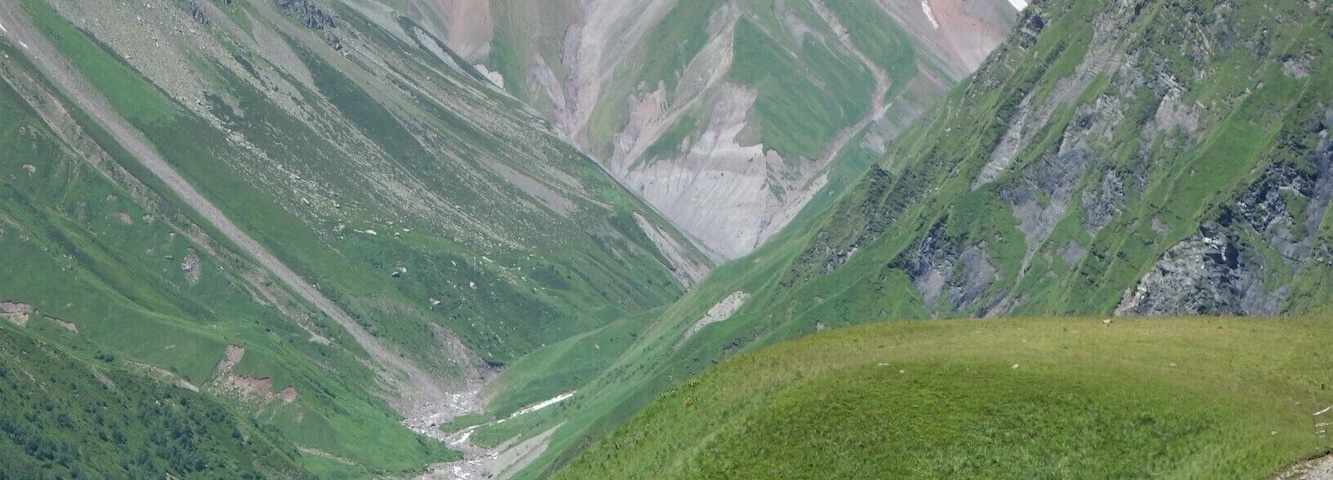 Kazbegi National Park is located in the Caucasus Mountains in northern Georgia and covers an area of 8707 hectares. Mountainous and rugged, it contains spectacular gorges and canyons carved from the rock by the Tergi River.
#Parks #GreatOutdoors #TroveOnTuesday #Nature #LocalSecrets #Trovember