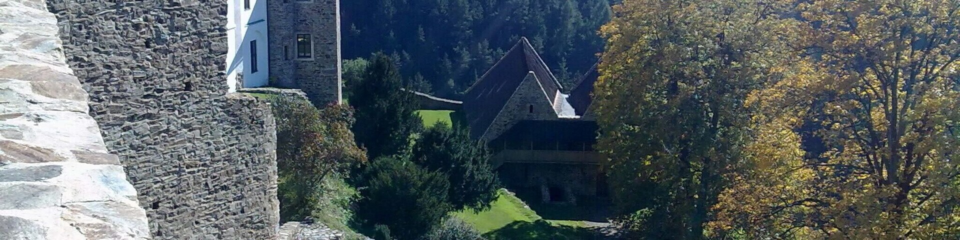 Velhartice - hrad a zámek