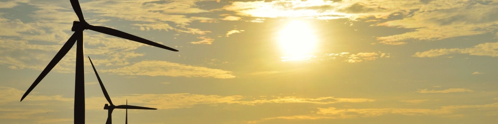 Giant electric fan or the windmills that provide electricity in this province. Situated in the beach of Bangui Ilocos Norte. The best place to buy your souvenirs at cheaper prices. #beach #Ilocos #GoldenHour