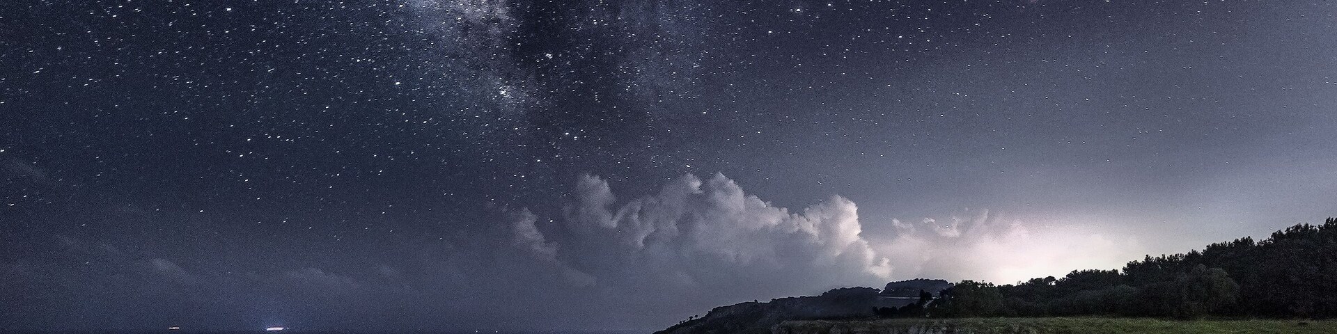 According to one interpretation Porto Badisco was the first landing of Aeneas, described in Virgil's Aeneid: the hero would make a stopover here on his trip to Italy after fleeing from Troy.
In Porto Badisco there is also the "Grotta dei Cervi", a cave which contains important drawings made with bat guano dating to the Neolithic period and is characterized by numerous ravines and coves of exceptional beauty. In Direction Santa Caesarea-Castro-Leuca, furthermore, there is the so-called "Grotta delle Striare", that is, the witches' cave, characteristic for entry crossed diagonally by a tongue of rock.
Since October 2006, part of the territory of Otranto is part of the Leuca Otranto-Santa Maria Coast Park and Tricase Forest, established by the Region of Puglia in order to safeguard the east coast of Salento, rich in precious architectural monuments and important species animals and plants.