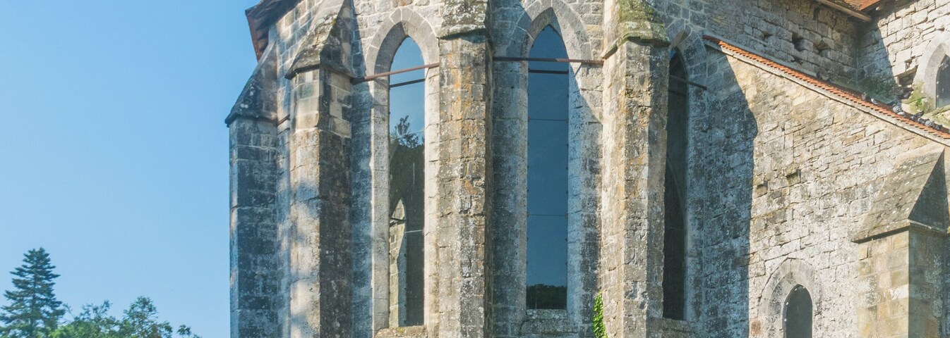 This building is en partie classé, en partie inscrit au titre des Monuments Historiques. It is indexed in the Base Mérimée, a database of architectural heritage maintained by the French Ministry of Culture, under the reference PA00095750 .