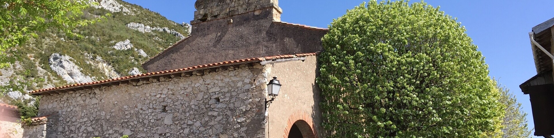 Petite eglise du village