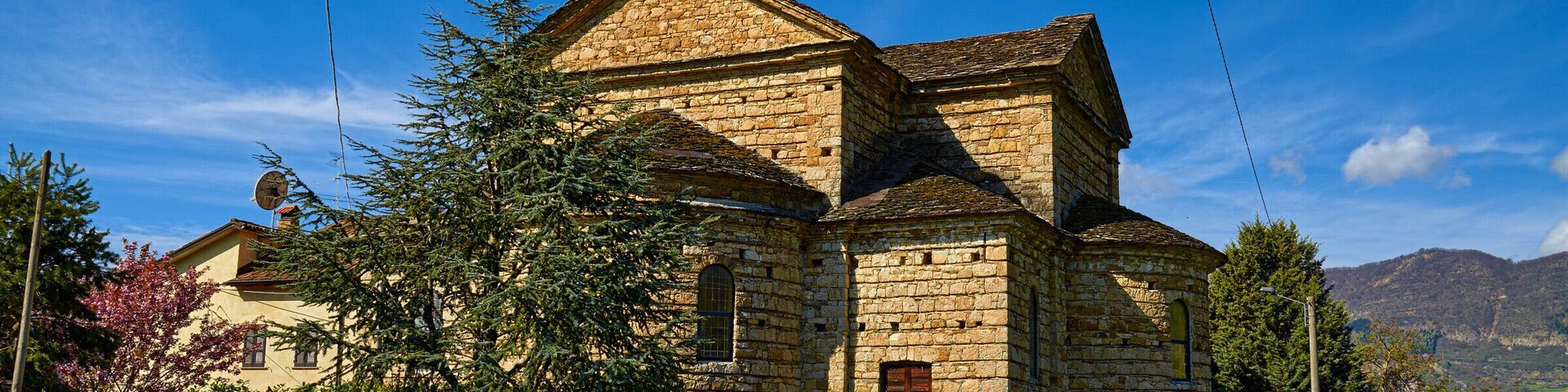 Pieve di Montarsolo, retro