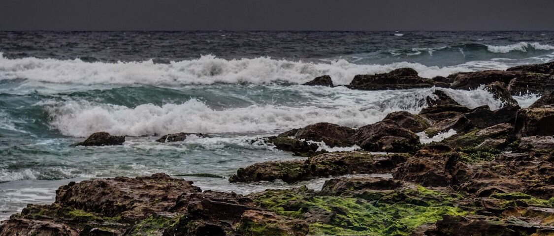 Storms and the ocean, could there be a better combination? I don't think so!!